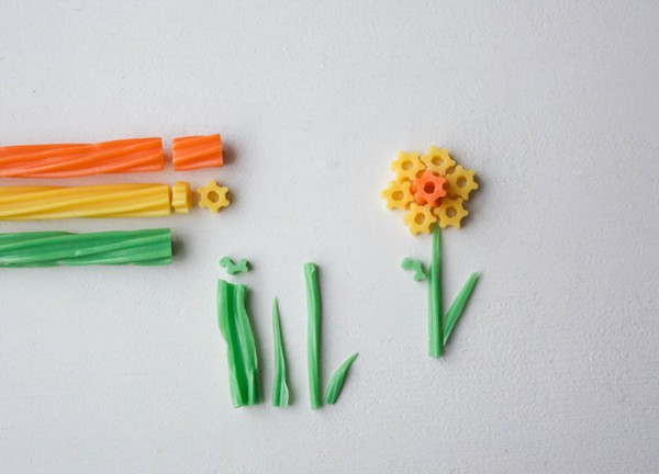 Twizzler Flower Toppers For The Perfect Spring Cake | Handmade Charlotte