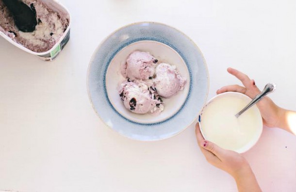 Homemade White Chocolate Magic Shell | Handmade Charlotte