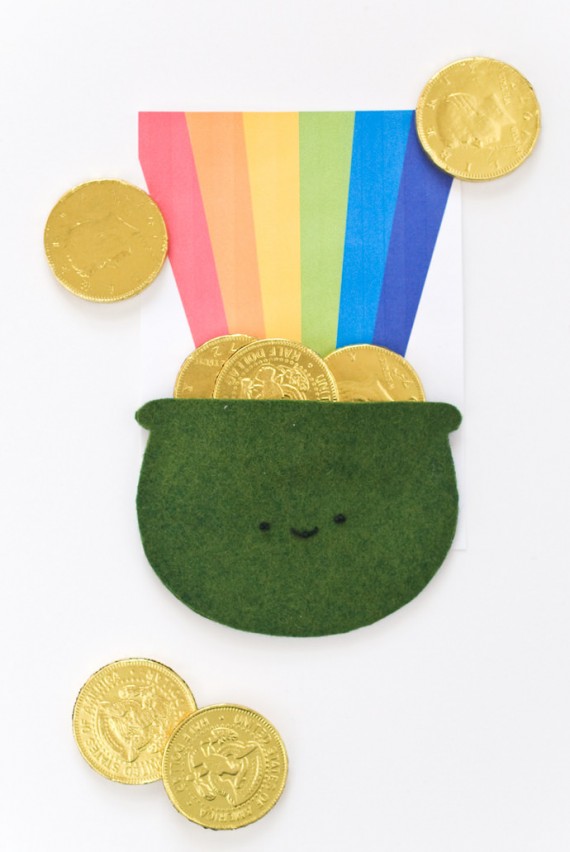 Super Cute Pot of Gold Favors for St. Patrick’s Day | Handmade Charlotte