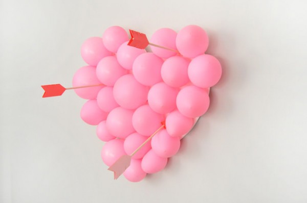 Valentine’s Day Carnival: DIY Balloon Pop | Handmade Charlotte