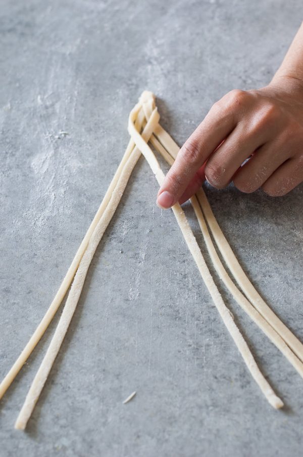 Fishtail Braid Pie Crust Tutorial | Handmade Charlotte