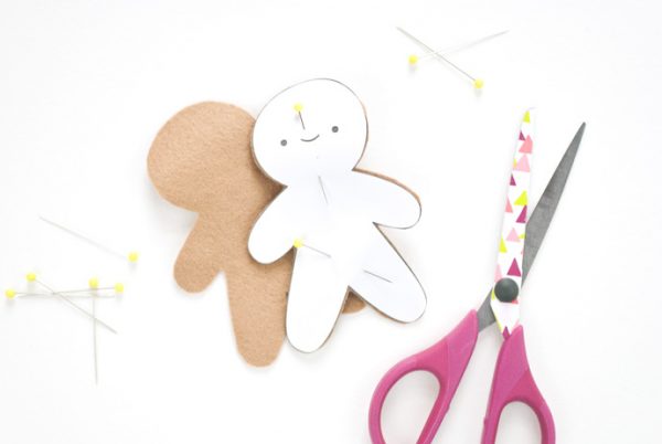 DIY Posable Felt Gingerbread People | Handmade Charlotte