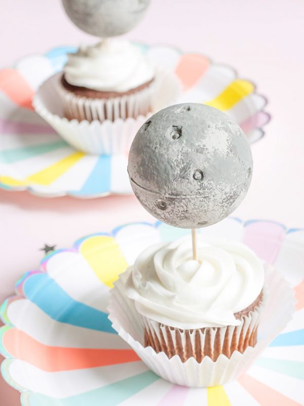 DIY Moon Cake Topper | Handmade Charlotte