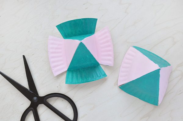 Candy-Filled Paper Plate Ornaments | Handmade Charlotte