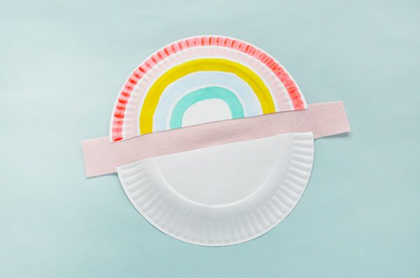 Rainbow Paper Plate Pockets | Handmade Charlotte