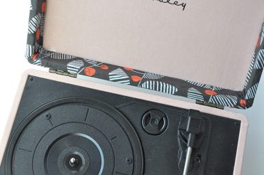 How to Customize Your Record Player with Mod Podge | Handmade Charlotte