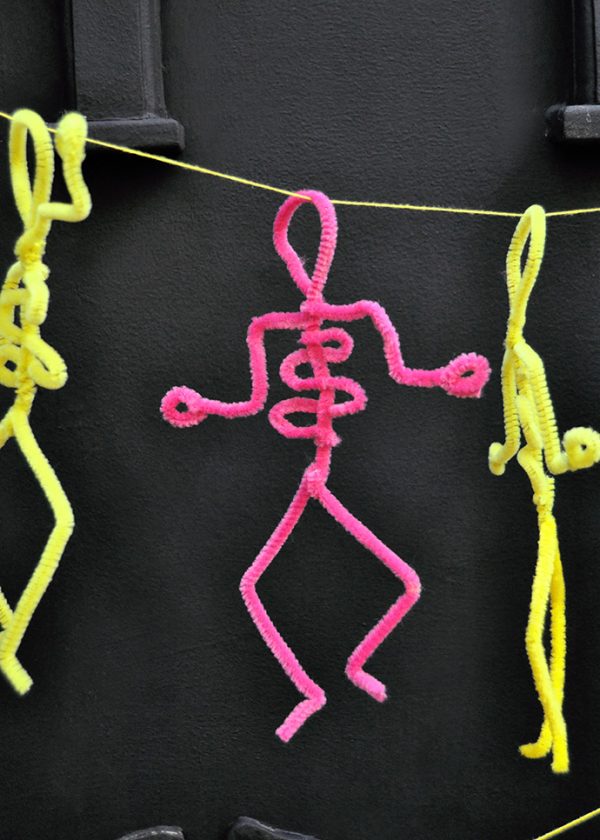 Pipe Cleaner Skeletons | Handmade Charlotte