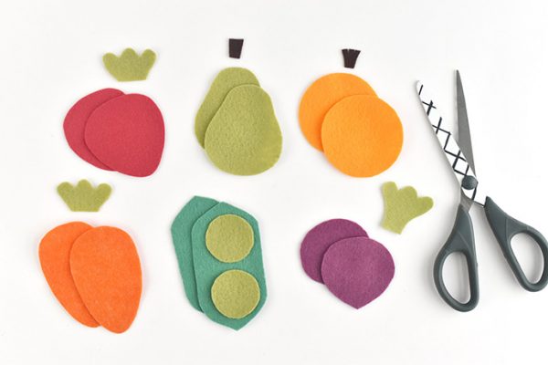 Fruit and Veggie Finger Puppet Valentines | Handmade Charlotte