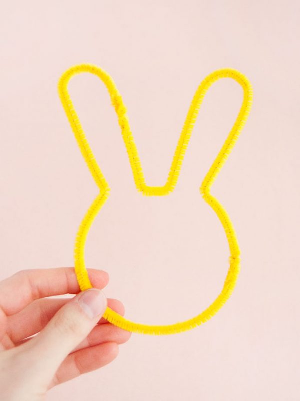 Pipe Cleaner Easter Bunnies | Handmade Charlotte